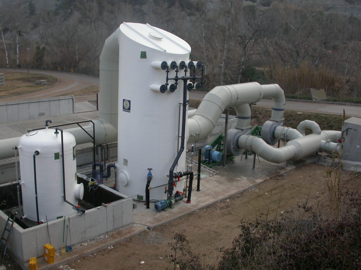 Odor Control Units in WWTP - tecnium.com
